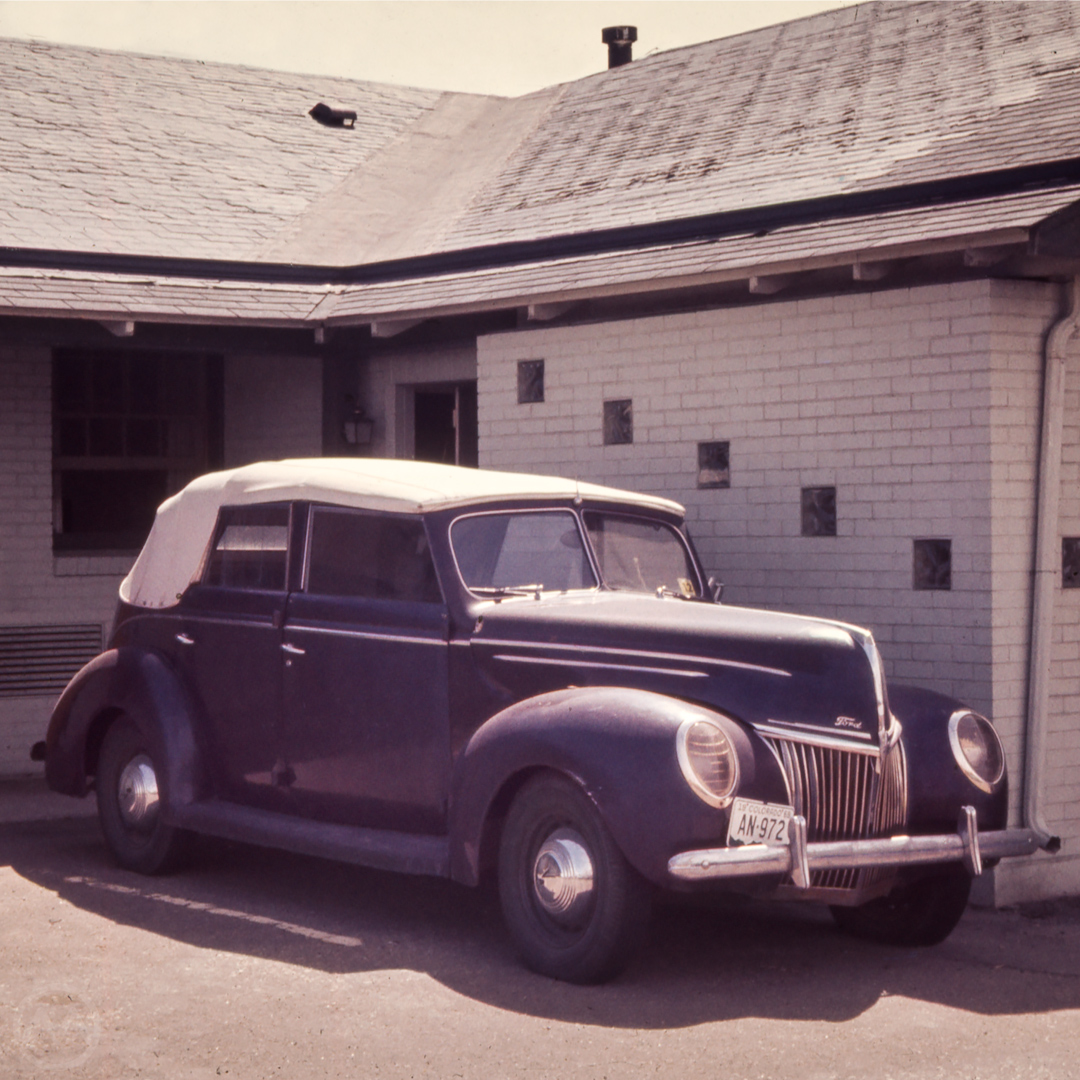 Flashback: 1939 Ford Convertible Sedan - Old Motors