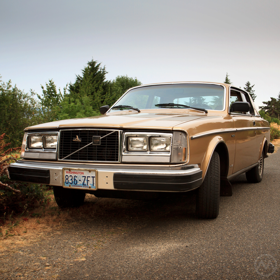 Volvo 262C: Super Fly Via Sweden - Old Motors